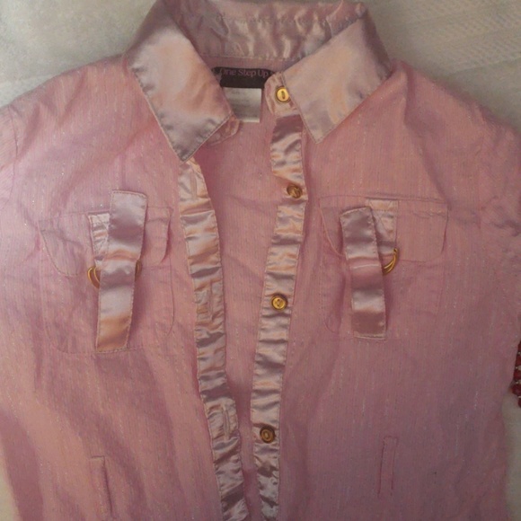 One Step Ahead | Shirts & Tops | Very Cute Girls Button Down Shirt ...